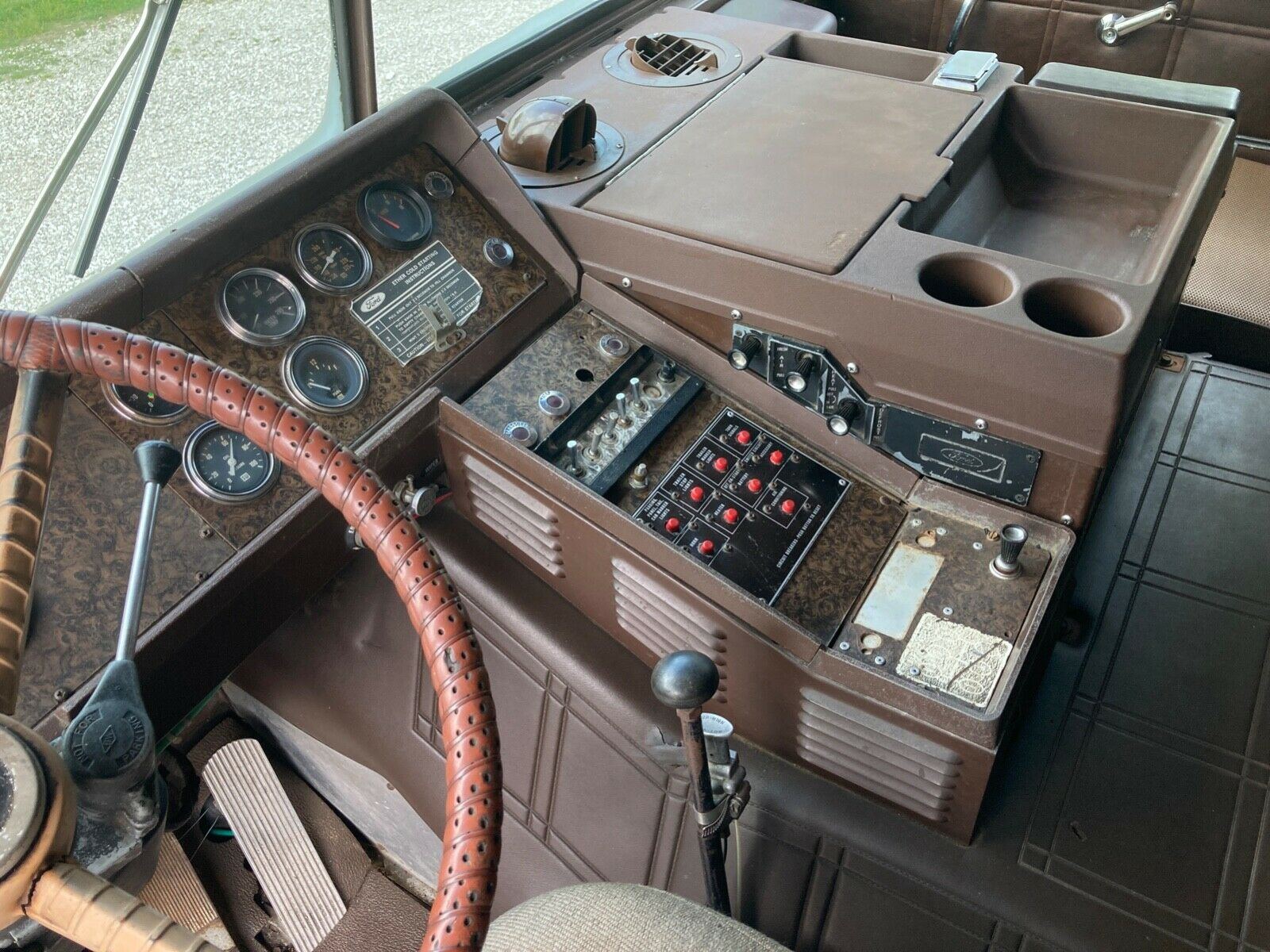 1977 Ford WT9000 Cabover truck [rust free] for sale