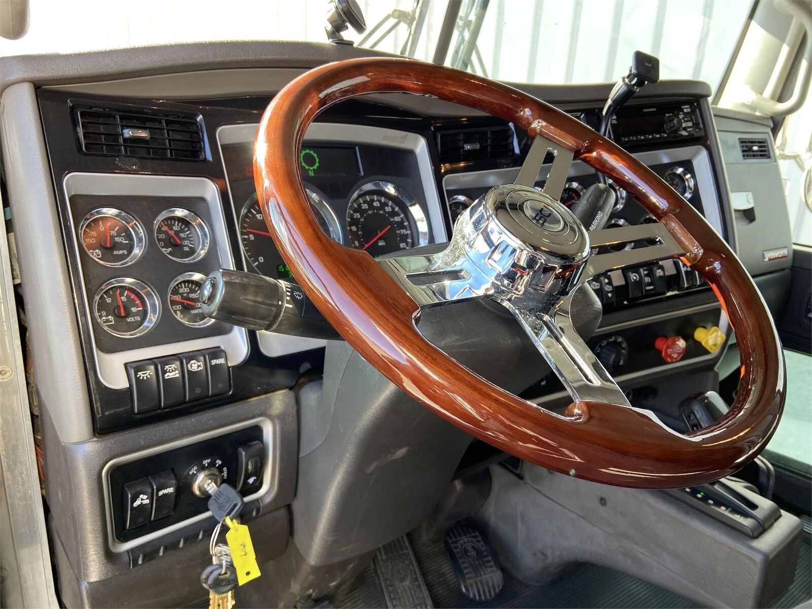 2017 Kenworth W900L truck [great shape] for sale