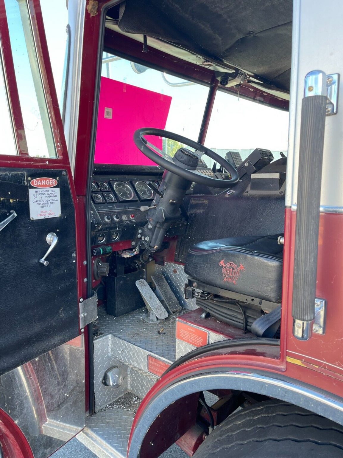 1989 Pierce Ariel Lift Fire Truck 75′ Ladder [needs good cleaning] for sale