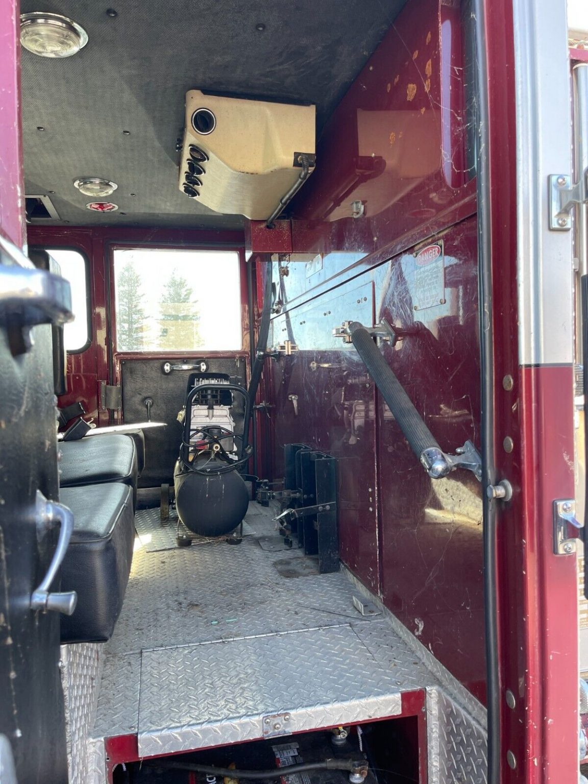 1989 Pierce Ariel Lift Fire Truck 75′ Ladder [needs good cleaning] for sale