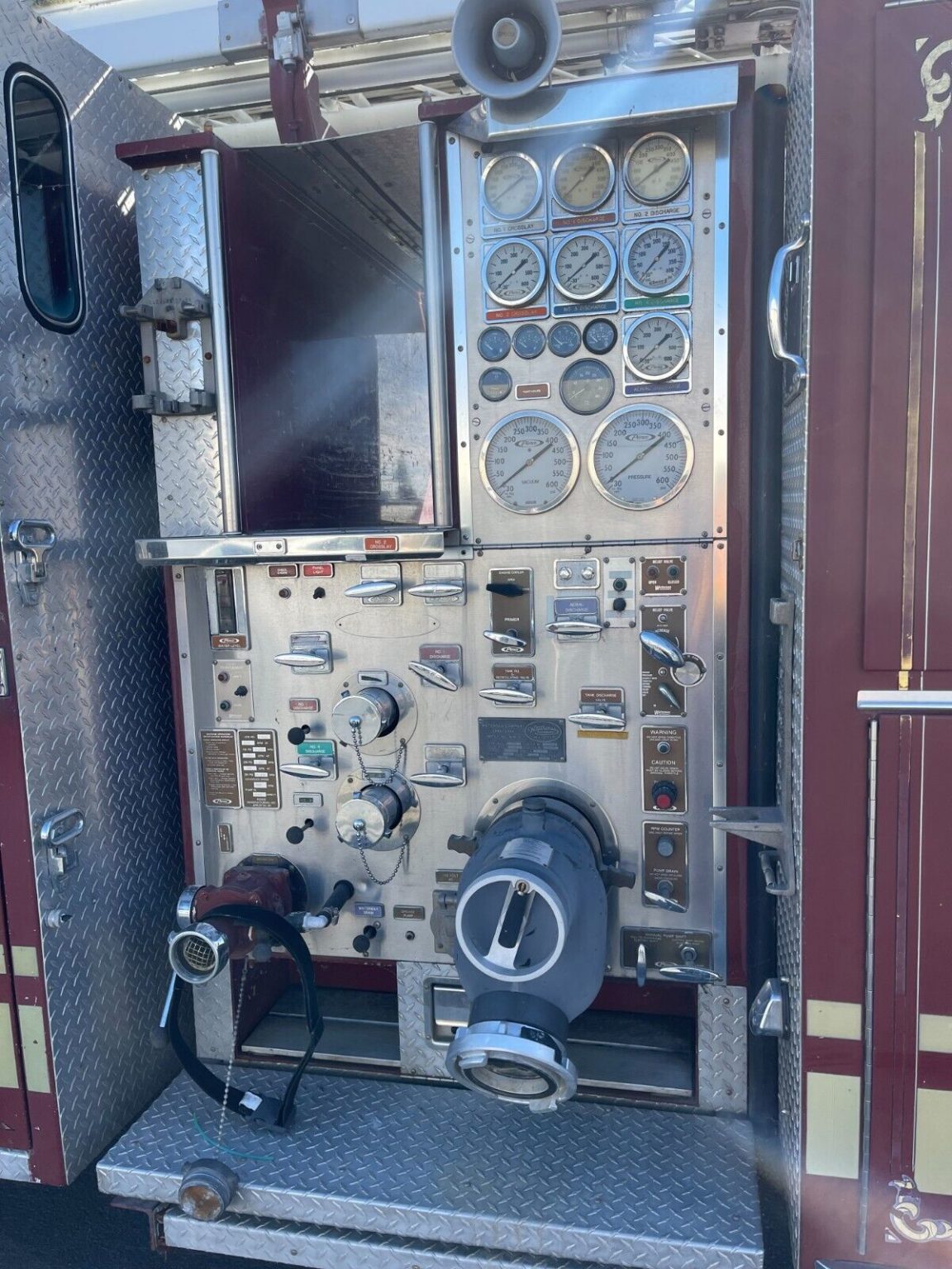 1989 Pierce Ariel Lift Fire Truck 75′ Ladder [needs good cleaning] for sale