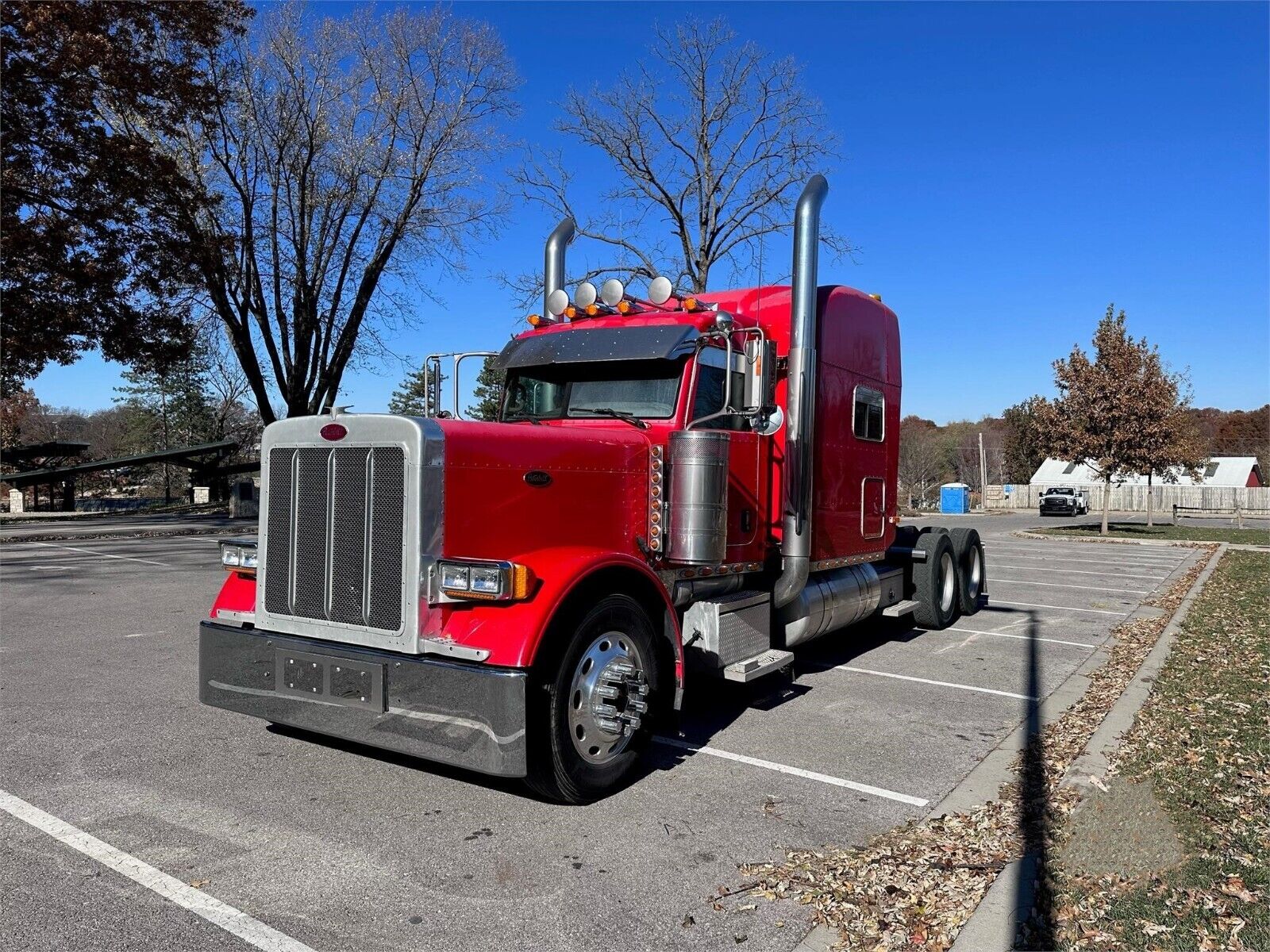 2007 Peterbilt 379 truck [great shape] for sale